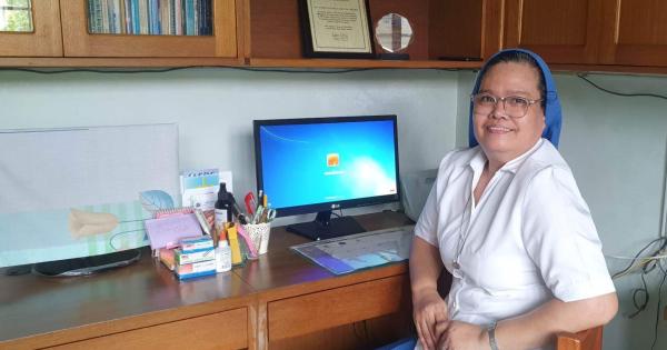 Sisters of the Divine Savior educate women and children on abuse in the Philippines | Global ...